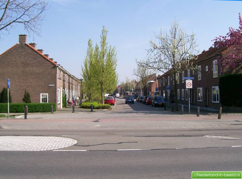 Luchtfoto's Waddinxveen / foto's Waddinxveen | Nederland-in-beeld.nl