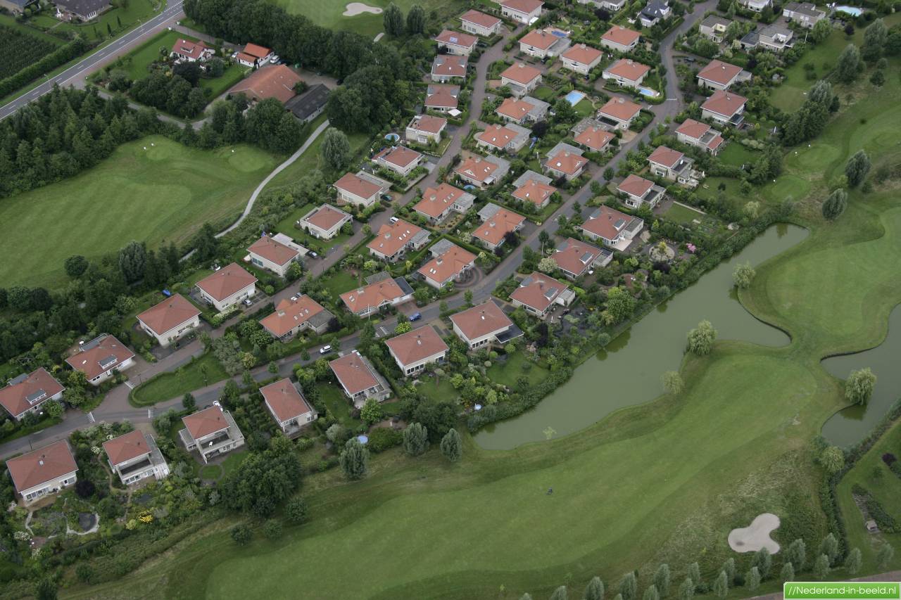 Luchtfoto's Dronten / foto's Dronten | Nederland-in-beeld.nl