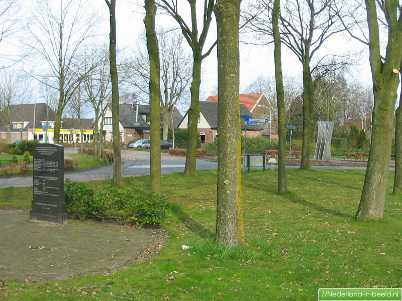 Nieuwlande > Brugstraat luchtfoto's / foto's | Nederland-in-beeld.nl