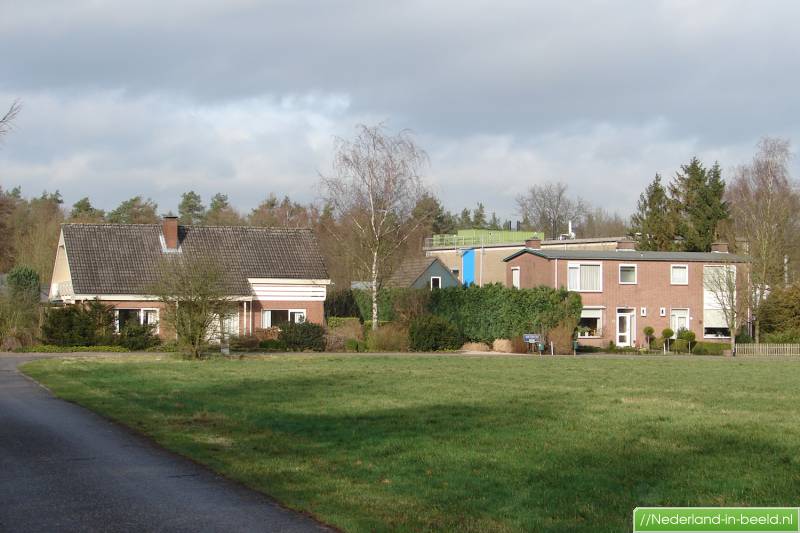 Eerbeek > Lombokweg luchtfoto's / foto's | Nederland-in-beeld.nl