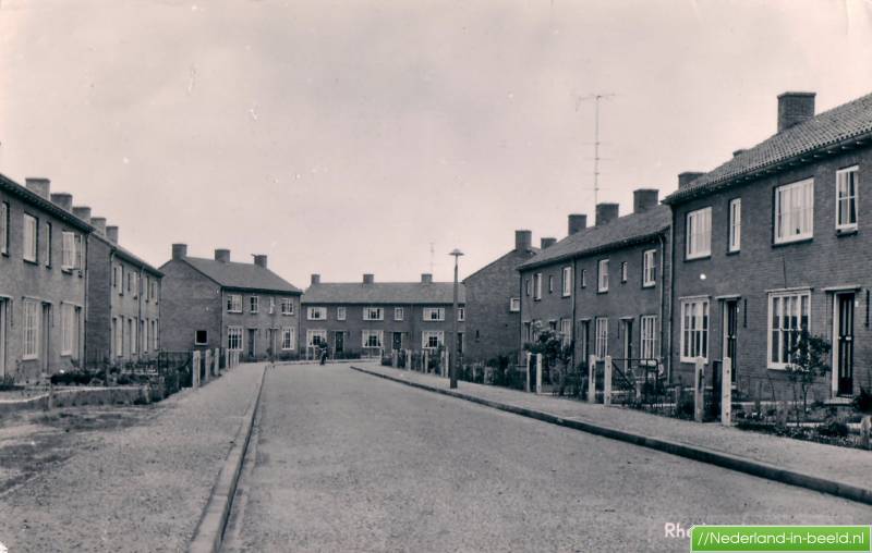 Rheden > W.G.F.Thomassenweg luchtfoto's / foto's | Nederland-in-beeld.nl