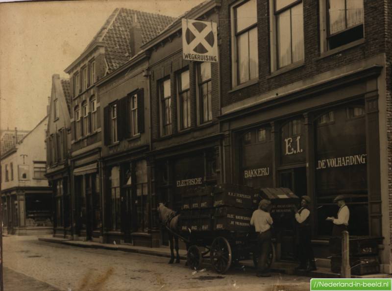 Luchtfoto's Tiel / foto's Tiel | Nederland-in-beeld.nl