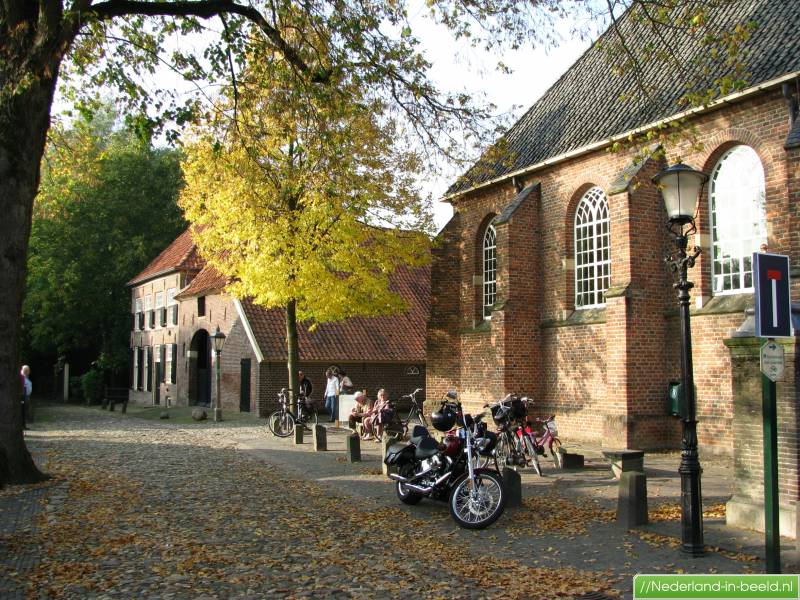 Luchtfoto's Bronkhorst / foto's Bronkhorst | Nederland-in-beeld.nl