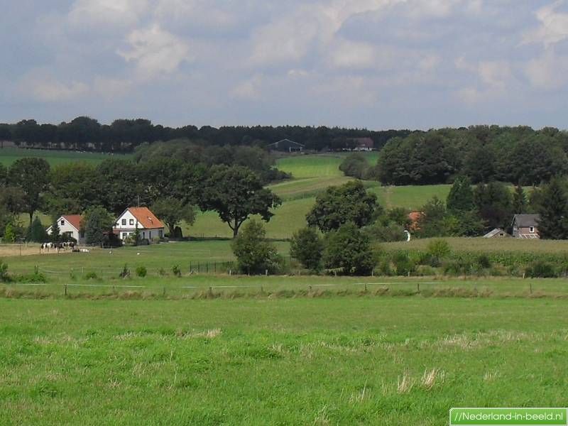 Luchtfoto's Groesbeek / foto's Groesbeek | Nederland-in-beeld.nl