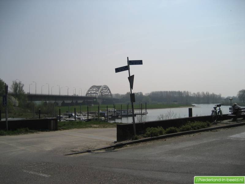 Luchtfoto's Hedel / foto's Hedel | Nederland-in-beeld.nl