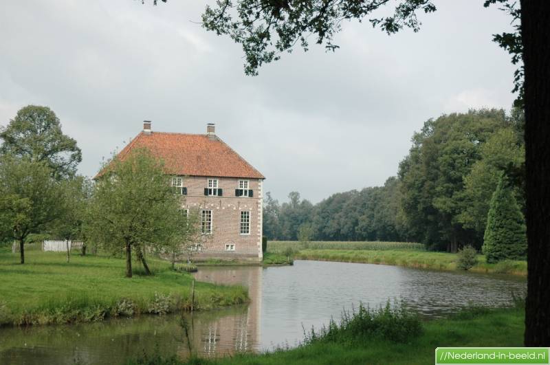 Luchtfoto's Neede / foto's Neede | Nederland-in-beeld.nl