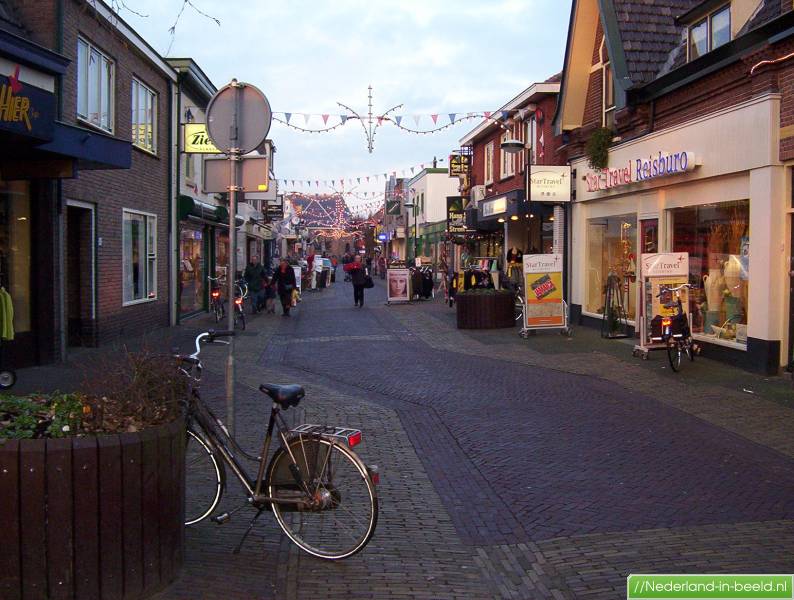 Luchtfoto's Putten / foto's Putten | Nederland-in-beeld.nl