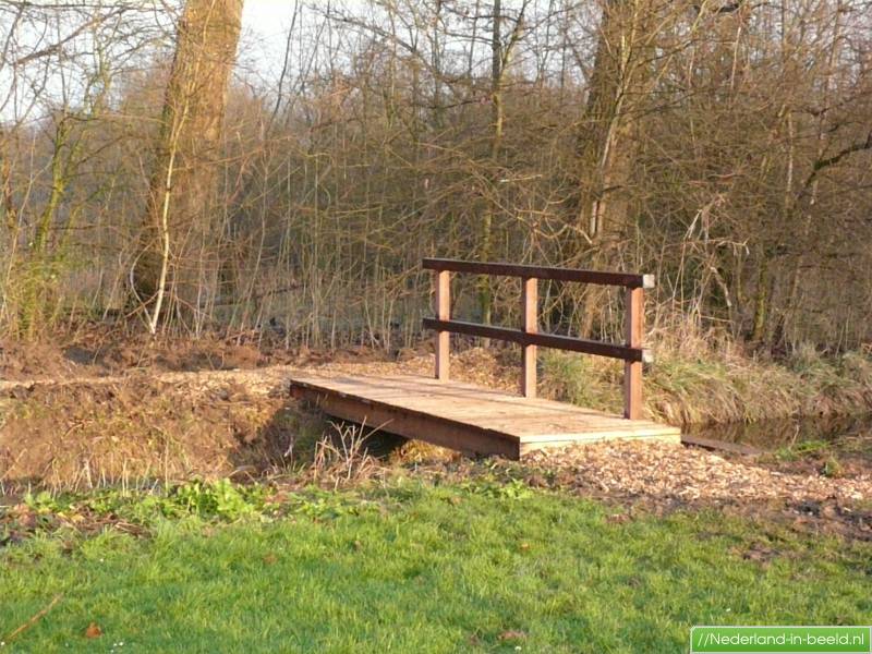 Luchtfoto's Zaltbommel / foto's Zaltbommel | Nederland-in-beeld.nl