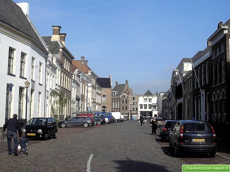 Luchtfoto's Zutphen / foto's Zutphen | Nederland-in-beeld.nl