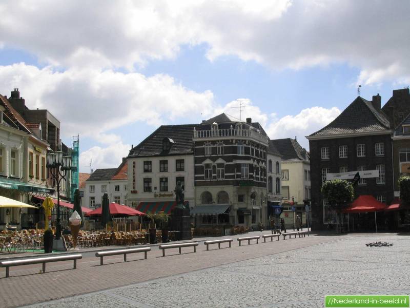 Luchtfoto's Sittard / foto's Sittard | Nederland-in-beeld.nl