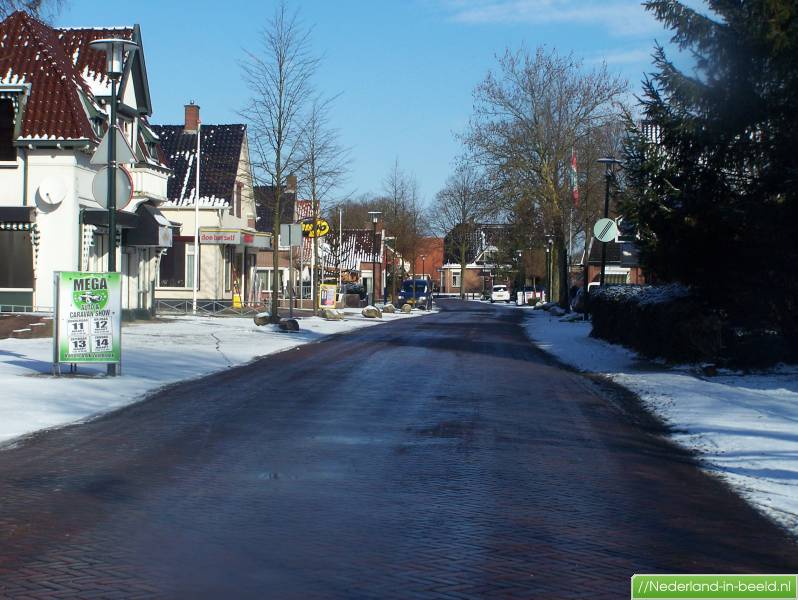 Vlagtwedde > Kerkstraat luchtfoto's / foto's | Nederland-in-beeld.nl