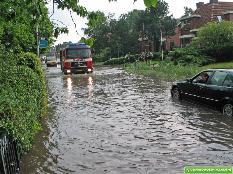 Luchtfoto's Warffum / foto's Warffum | Nederland-in-beeld.nl