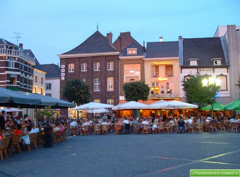 Luchtfoto's Sittard / foto's Sittard | Nederland-in-beeld.nl