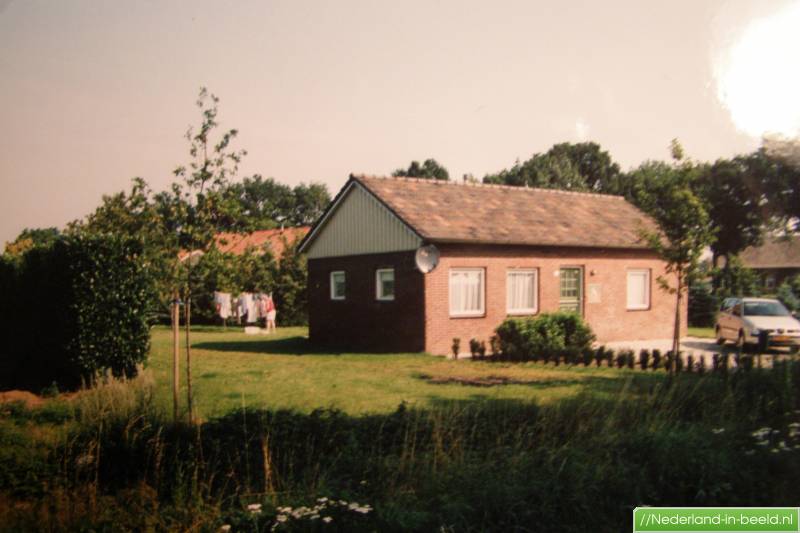 Luchtfoto's Leunen / foto's Leunen | Nederland-in-beeld.nl