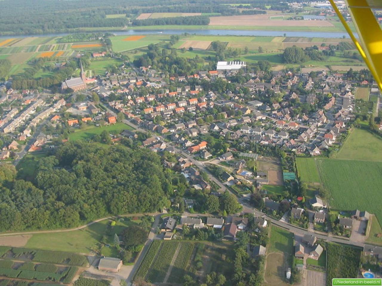 Luchtfoto's Lottum / foto's Lottum | Nederland-in-beeld.nl