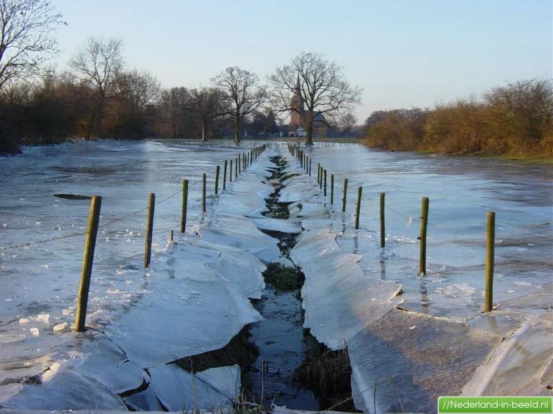 Luchtfoto's Lottum / foto's Lottum | Nederland-in-beeld.nl