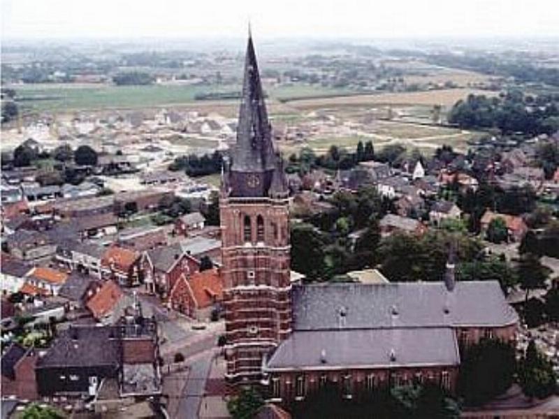 Luchtfoto's Nederweert / foto's Nederweert | Nederland-in-beeld.nl
