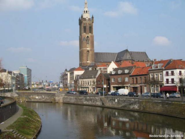 Luchtfoto's Roermond / foto's Roermond | Nederland-in-beeld.nl
