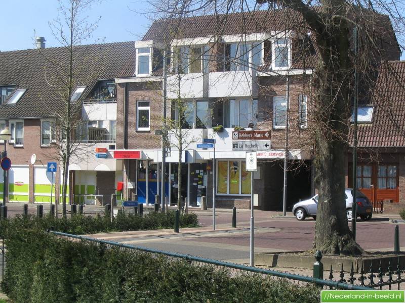 Luchtfoto's Roggel / foto's Roggel | Nederland-in-beeld.nl