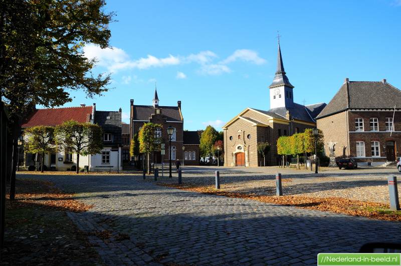 Luchtfoto's Stevensweert / foto's Stevensweert | Nederland-in-beeld.nl