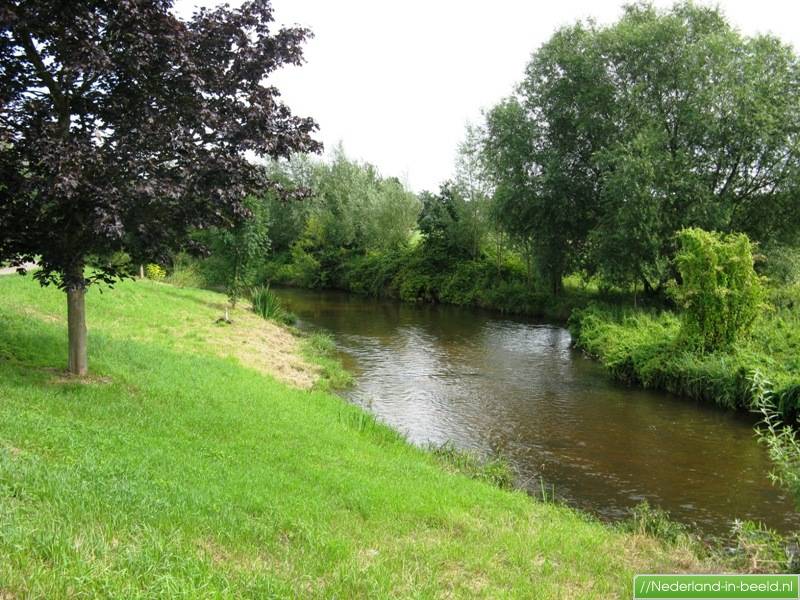 Luchtfoto's Swalmen / foto's Swalmen | Nederland-in-beeld.nl