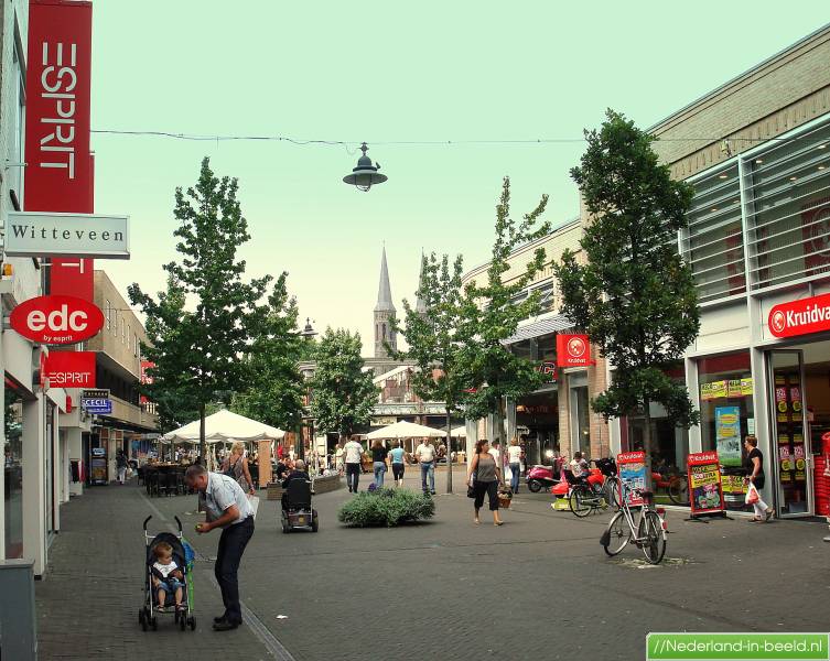 Luchtfoto's Uden / foto's Uden | Nederland-in-beeld.nl