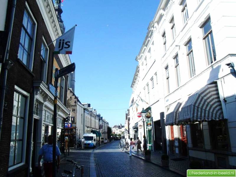 Breda > Chasseveld luchtfoto's / foto's | Nederland-in-beeld.nl