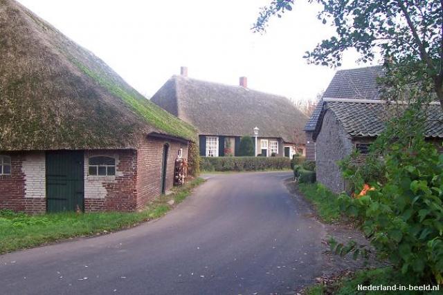 Luchtfoto's Drunen / foto's Drunen | Nederland-in-beeld.nl