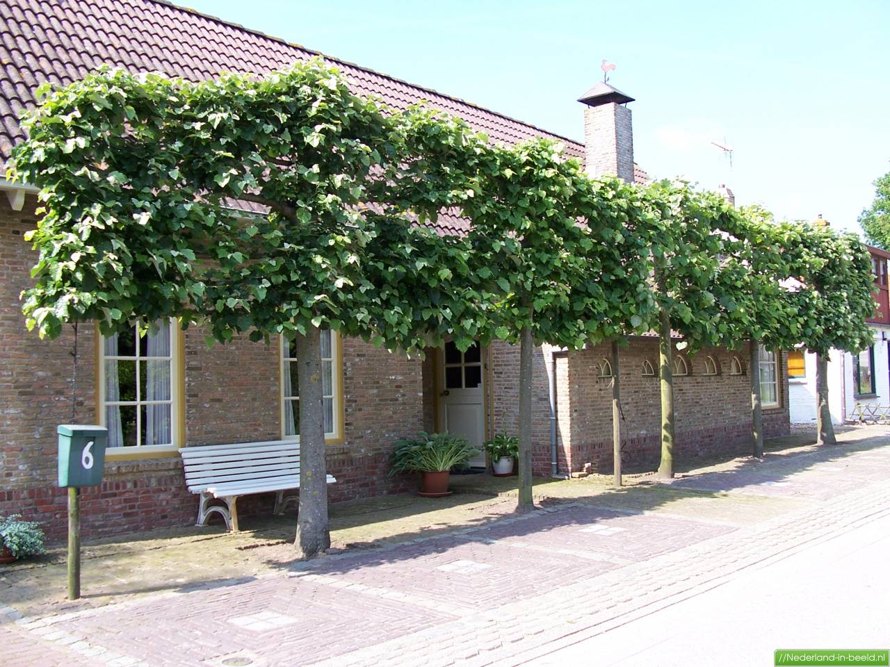 Halsteren > Dorpsstraat luchtfoto's / foto's | Nederland-in-beeld.nl