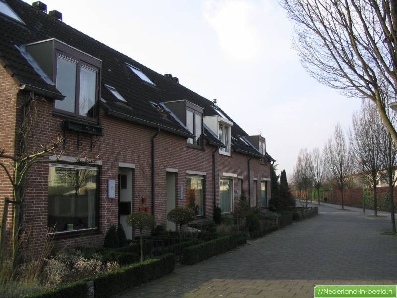 Nuenen > Dalkruiddreef luchtfoto's / foto's | Nederland-in-beeld.nl
