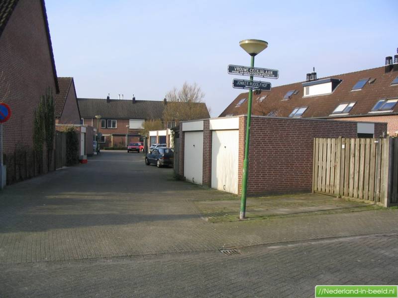 Nuenen > Dalkruiddreef luchtfoto's / foto's | Nederland-in-beeld.nl