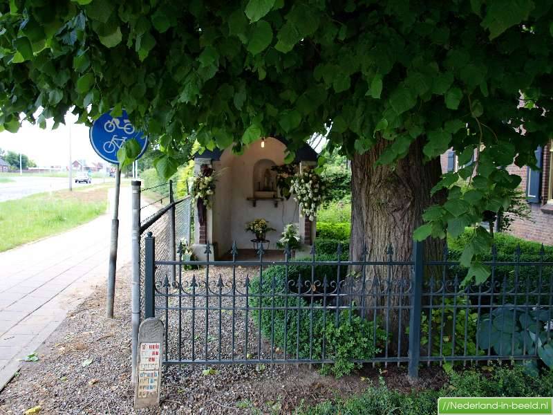 Luchtfoto's Linne / foto's Linne | Nederland-in-beeld.nl