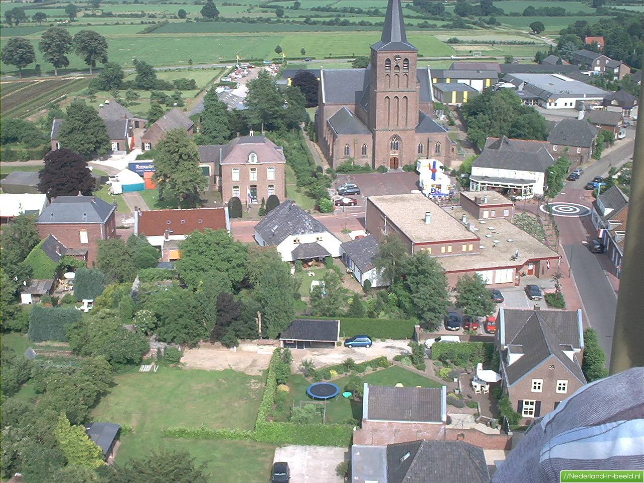 Luchtfoto's Beugen / foto's Beugen | Nederland-in-beeld.nl