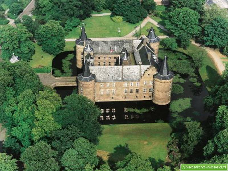 Luchtfoto's Helmond / foto's Helmond | Nederland-in-beeld.nl