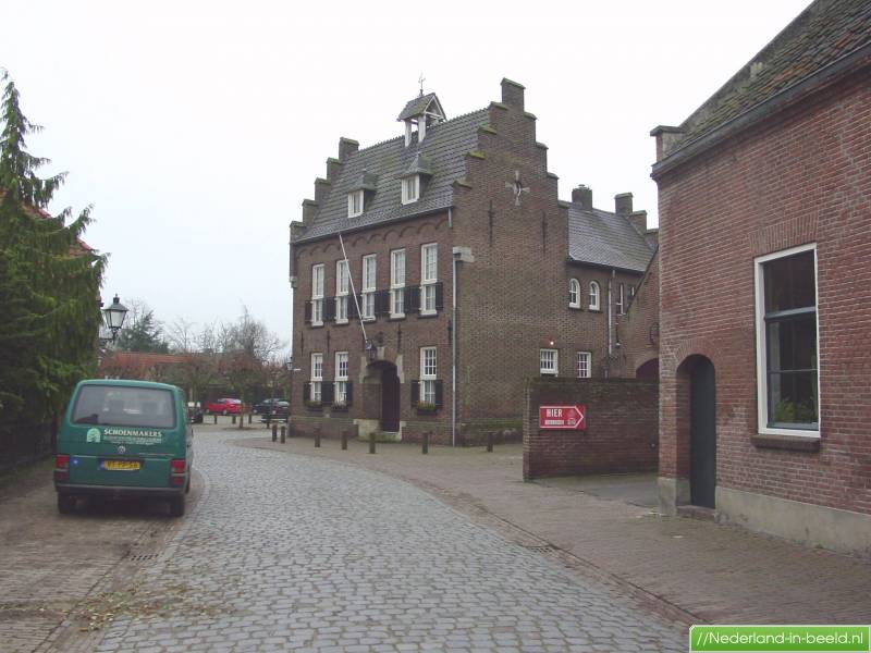 Luchtfoto's Megen / foto's Megen | Nederland-in-beeld.nl