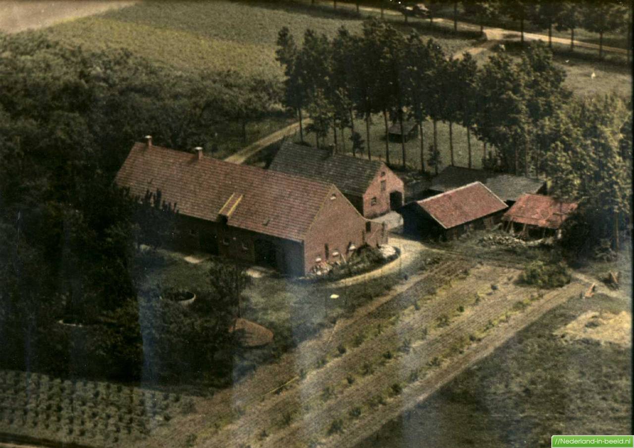 Luchtfoto's Udenhout / foto's Udenhout | Nederland-in-beeld.nl