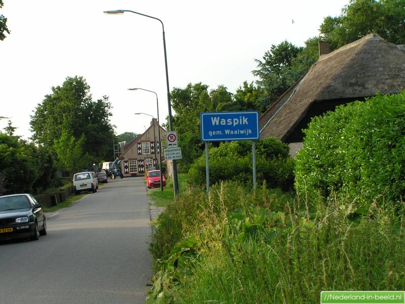 Luchtfoto's Waspik / foto's Waspik | Nederland-in-beeld.nl