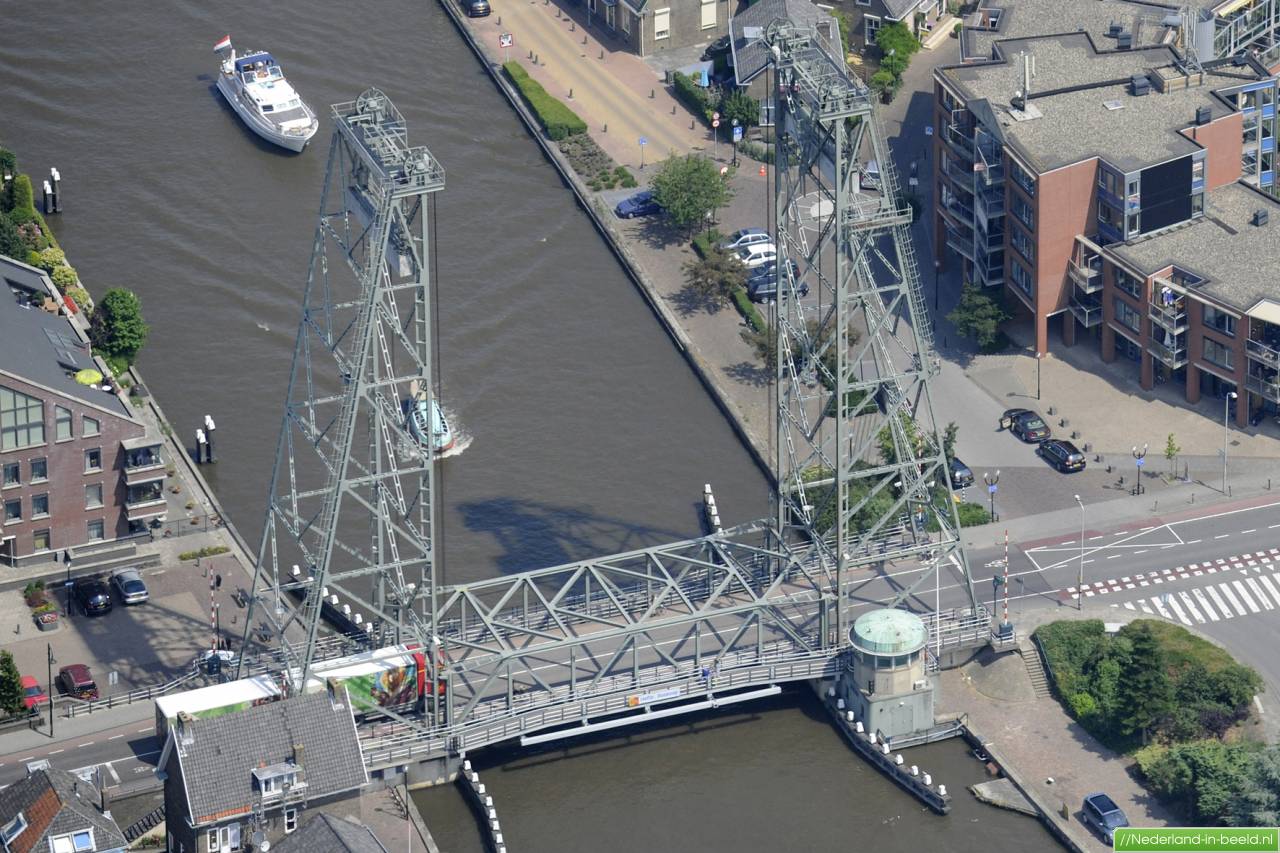 Luchtfoto's Boskoop / foto's Boskoop | Nederland-in-beeld.nl