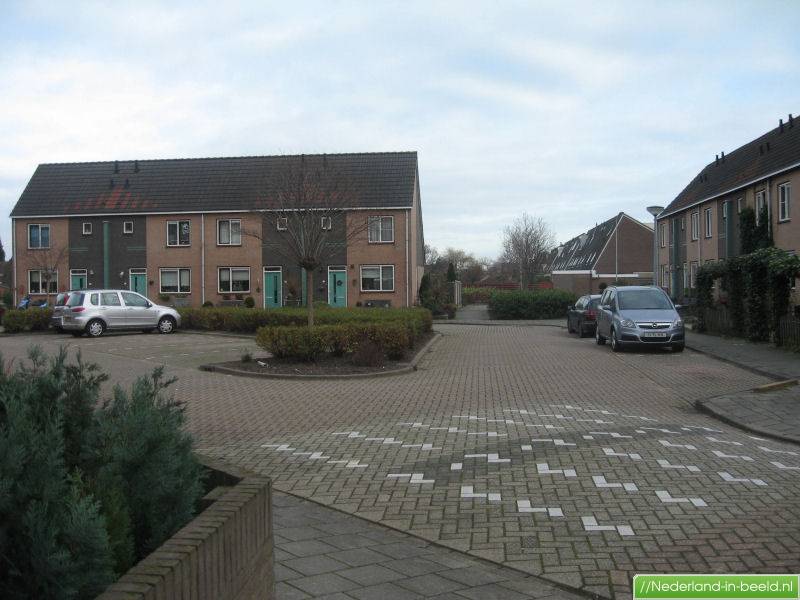 Oostzaan > Kerkplein luchtfoto's / foto's | Nederland-in-beeld.nl