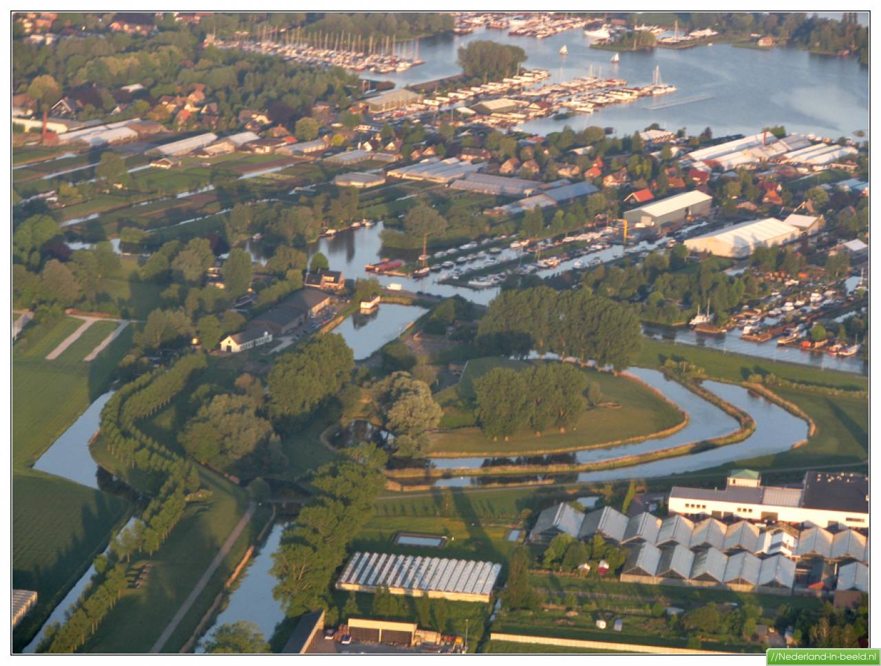 Rijsenhout > Loefzijde luchtfoto's / foto's | Nederland-in-beeld.nl
