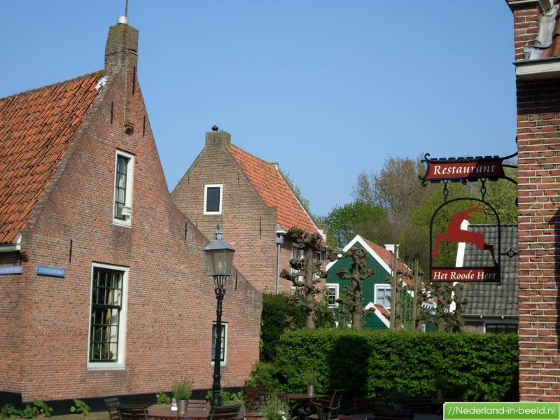 Velsen-zuid > Stationsweg luchtfoto's / foto's | Nederland-in-beeld.nl