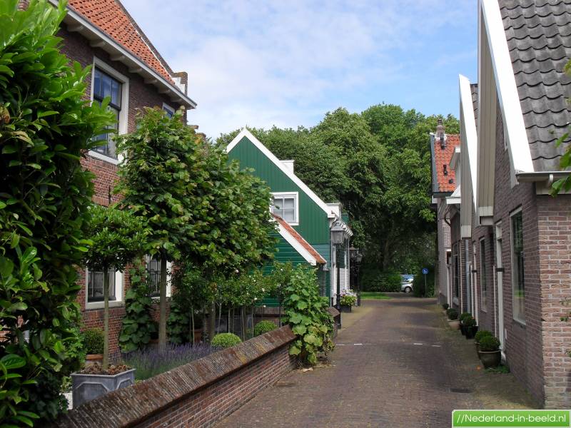 Velsen-zuid > Zuiderdorpstraat luchtfoto's / foto's | Nederland-in-beeld.nl