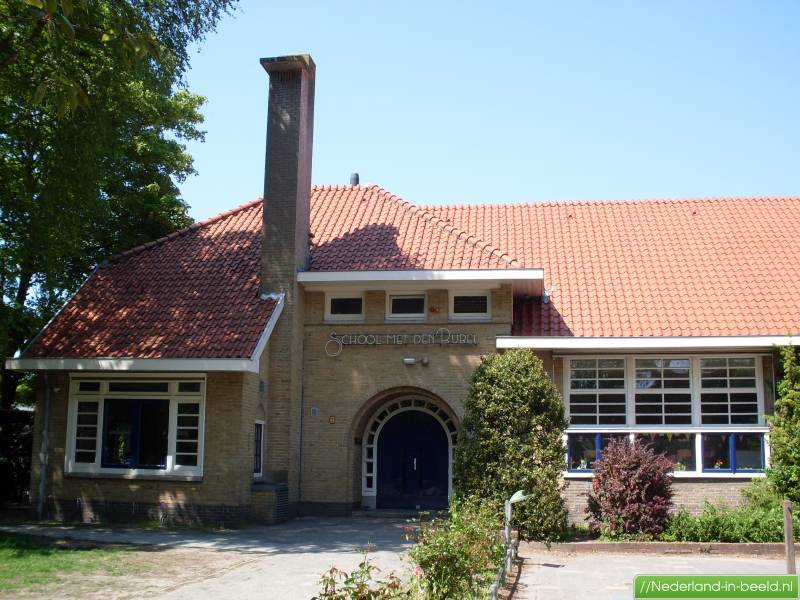 Luchtfoto's Badhoevedorp / foto's Badhoevedorp | Nederland-in-beeld.nl