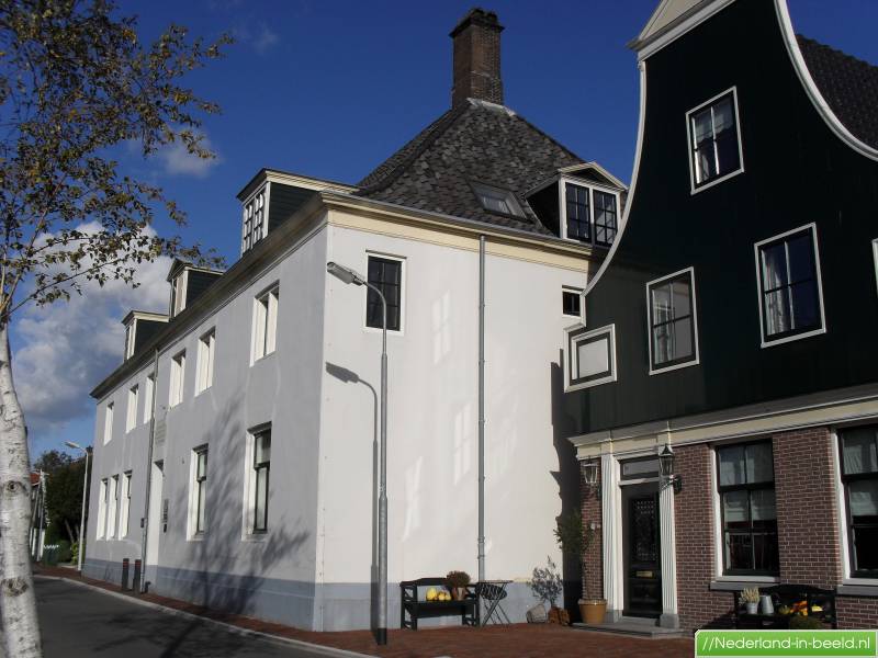 Luchtfoto's Krommenie / foto's Krommenie | Nederland-in-beeld.nl