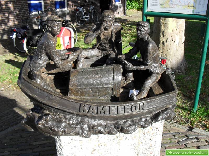 Luchtfoto's Krommenie / foto's Krommenie | Nederland-in-beeld.nl