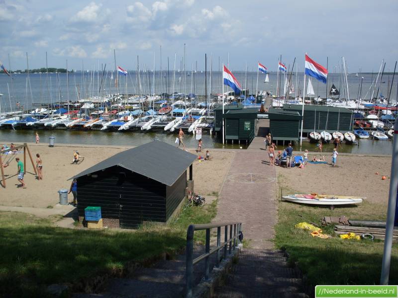 Luchtfoto's Muiderberg / foto's Muiderberg | Nederland-in-beeld.nl
