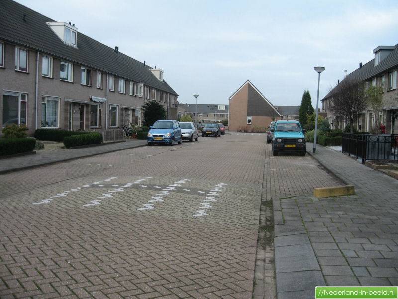 Luchtfoto's Oostzaan / foto's Oostzaan | Nederland-in-beeld.nl