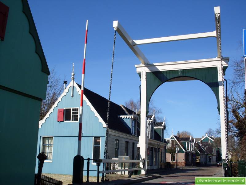 Luchtfoto's Westzaan / foto's Westzaan | Nederland-in-beeld.nl
