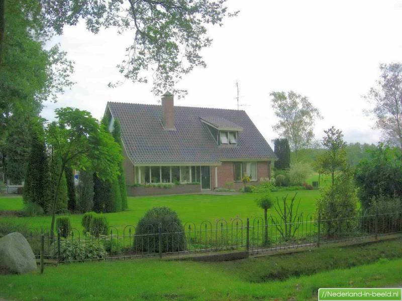 Albergen > Kanaalweg luchtfoto's / foto's | Nederland-in-beeld.nl