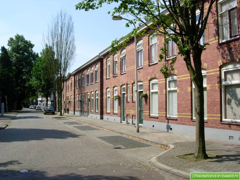 Luchtfoto's Almelo / foto's Almelo | Nederland-in-beeld.nl